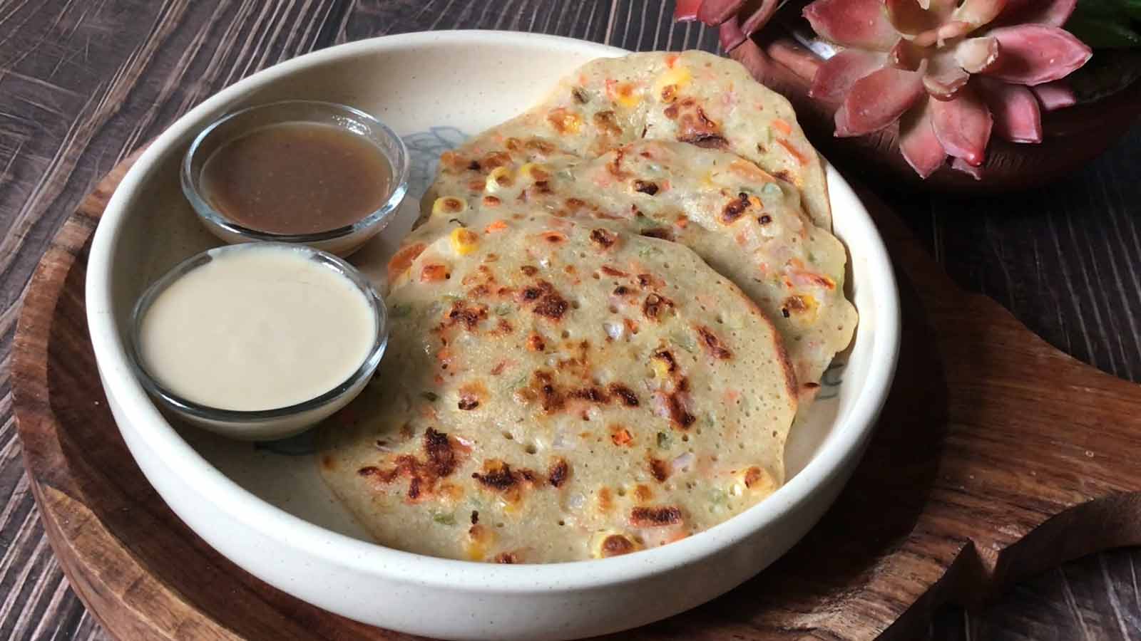 Instant Oats Moong Dal Cheela - Food Fitness & Fun