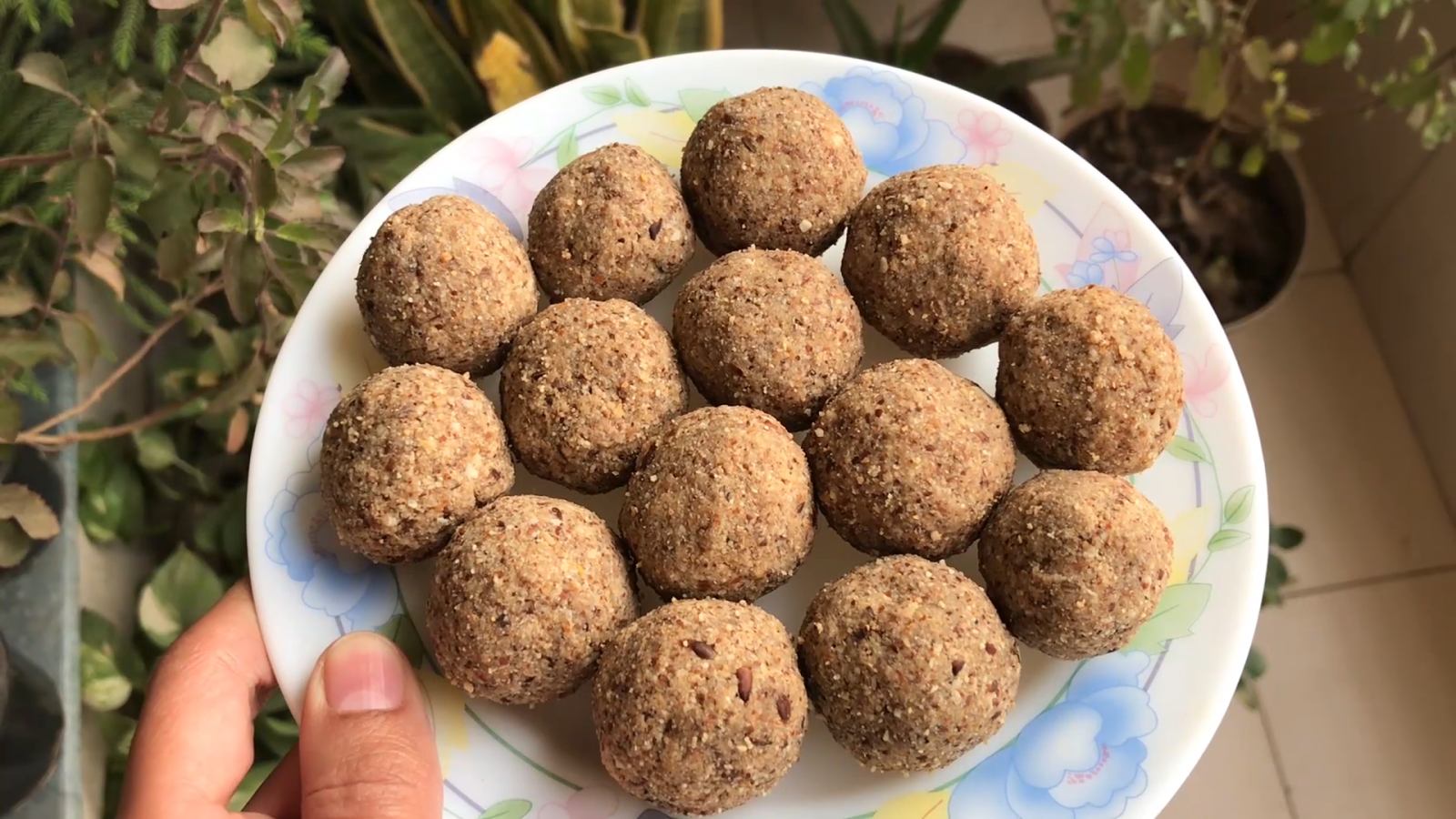 Healthy High Protein, High Fiber Winter Energy Bites/ Ladoos - Food ...